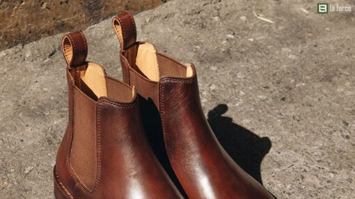 Pull Tabs là gì? Chi tiết nhỏ mà có võ của đôi giày cổ cao hiện đại